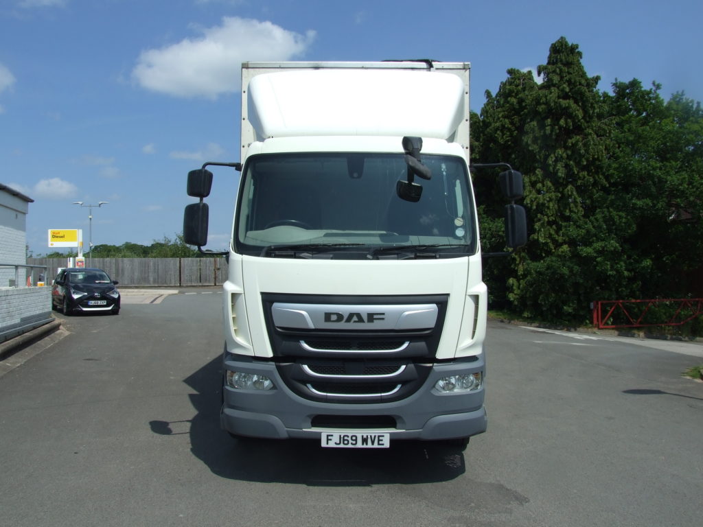DAF LF230 CURTAINSIDE - Cromwell Trucks